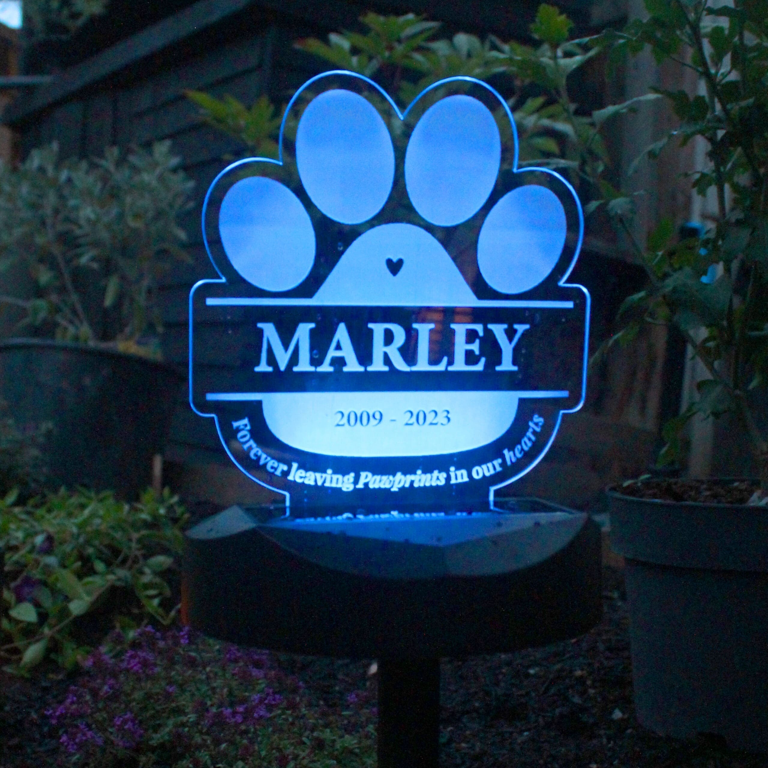 Personalised Pet Memorial Outdoor Solar Light - ForYou.ie