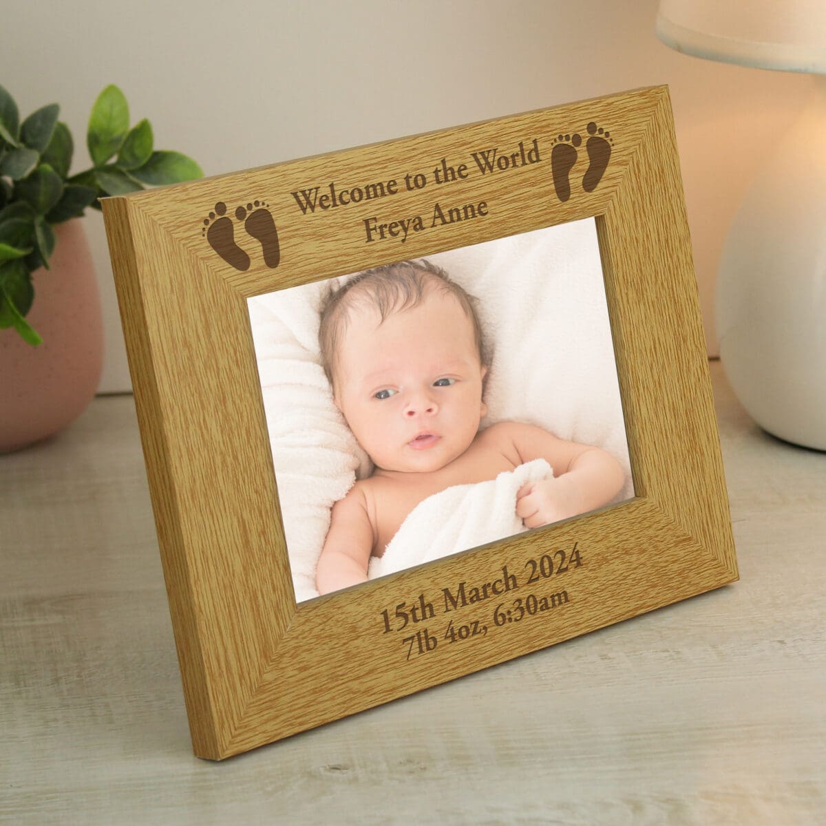 Personalised Oak Finish 6x4 Landscape Baby Footprints Photo Frame ...